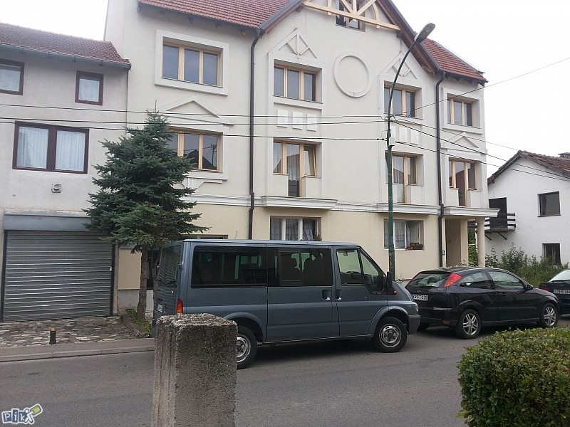 Stan,70m ,Pejton Ilidža na duži period i za Novu g. - Stanovi i ...